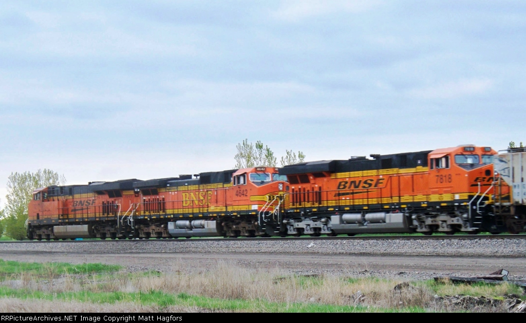 BNSF 7818